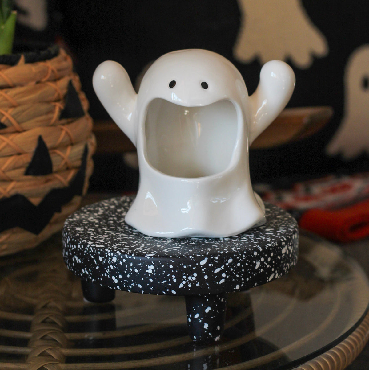 Open Mouth Ceramic Ghost Candle Holder – Derbyshire Gift Centre